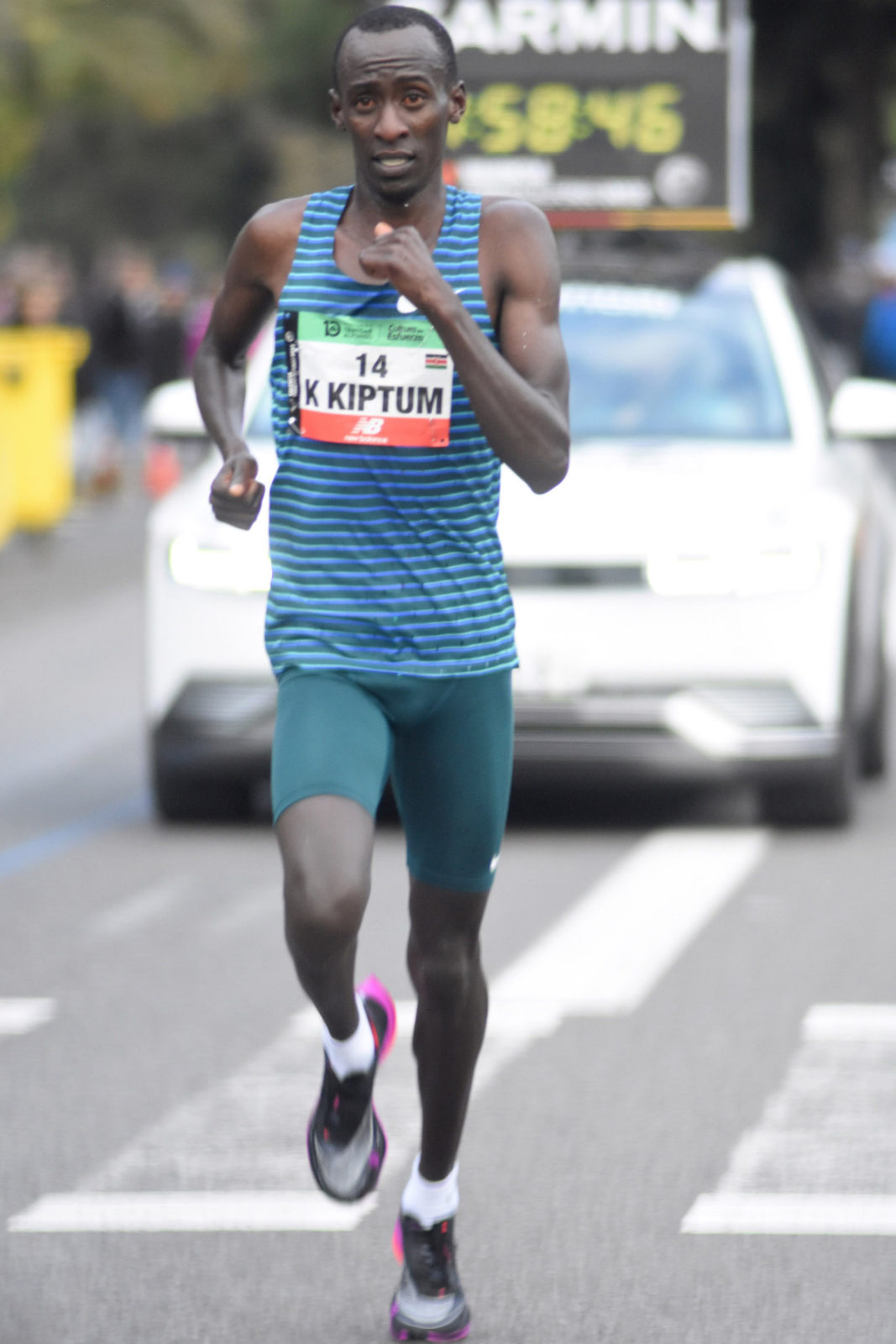 Marathon-Weltrekordler Kelvin Kiptum stirbt bei Autounfall - Haspa ...